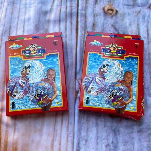 Disney | Toys | Vintage Y2k 200s Beach Balls Mickey Mouse Donald Duck ...